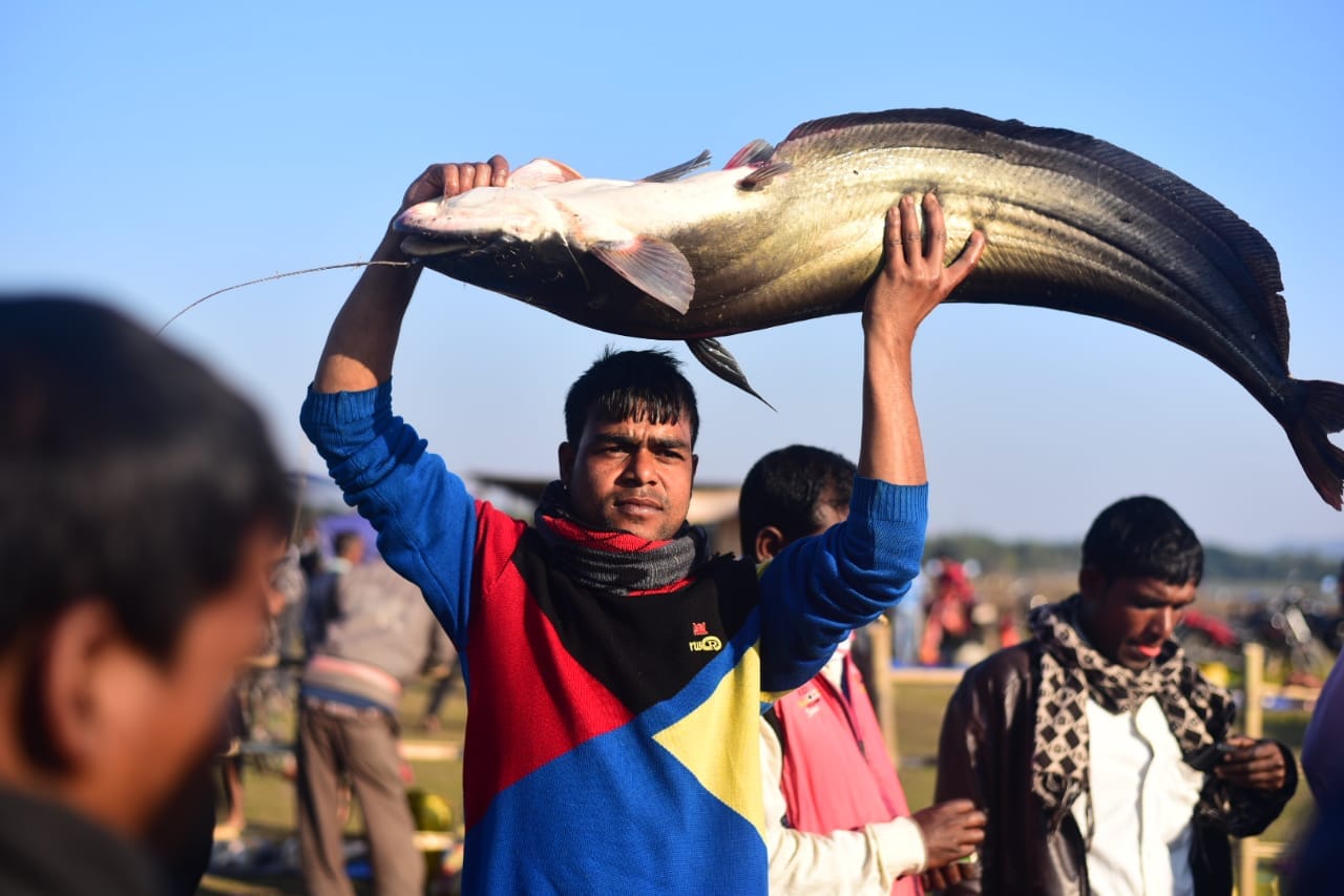 magh-bihu-uruka-today-gathering-in-fish-market | অসম - Assam News
