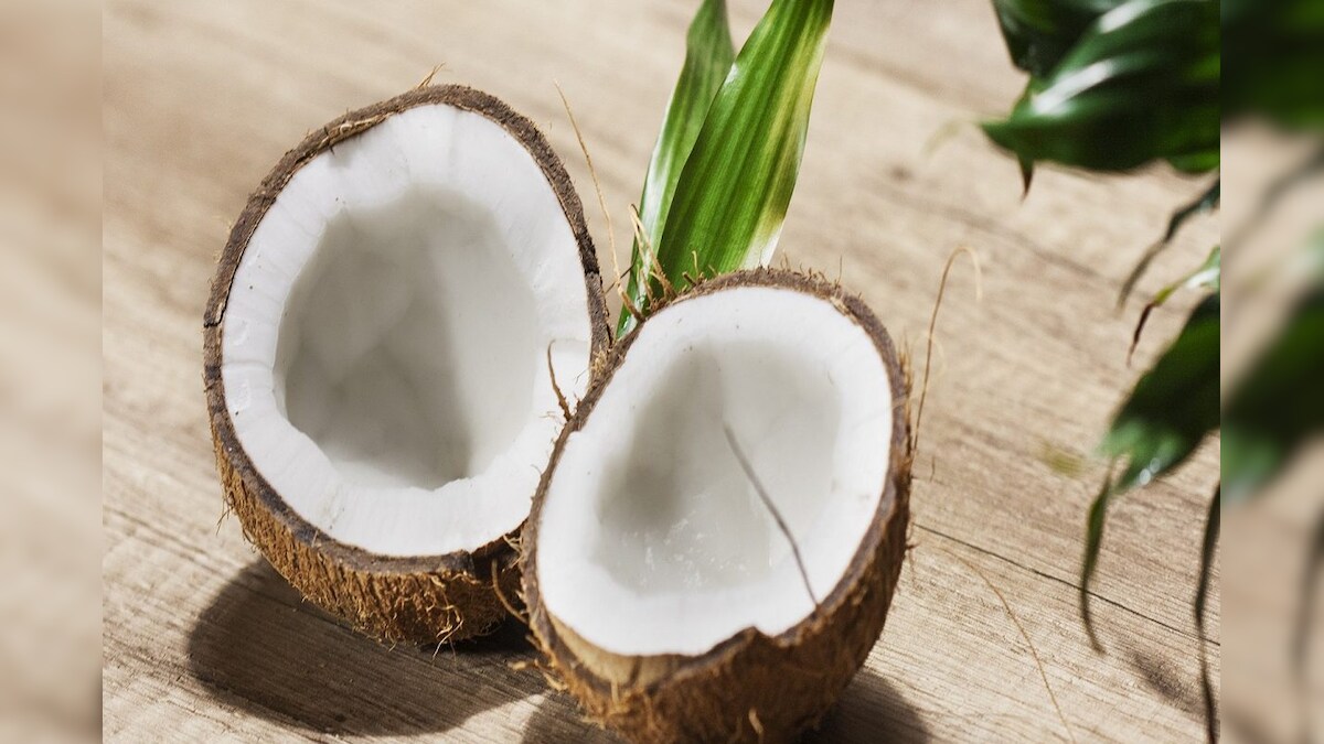 World Coconut Day: চুলি পকা, ছালৰ সমস্যা, কোষ্ঠকাঠিন্য! সকলোতে মহৌষধ ...