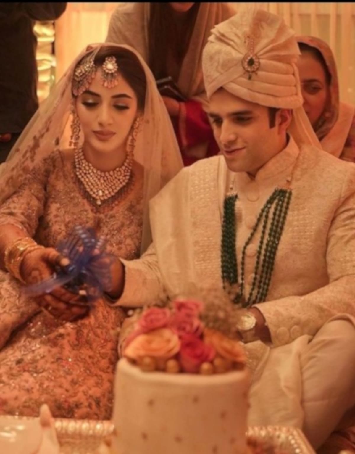 দ্বিতীয়বাৰৰ বাবে দৰা হ'ল IAS টিনা ডাবিৰ প্ৰাক্তন স্বামী আথাৰ আমিৰ খান ...