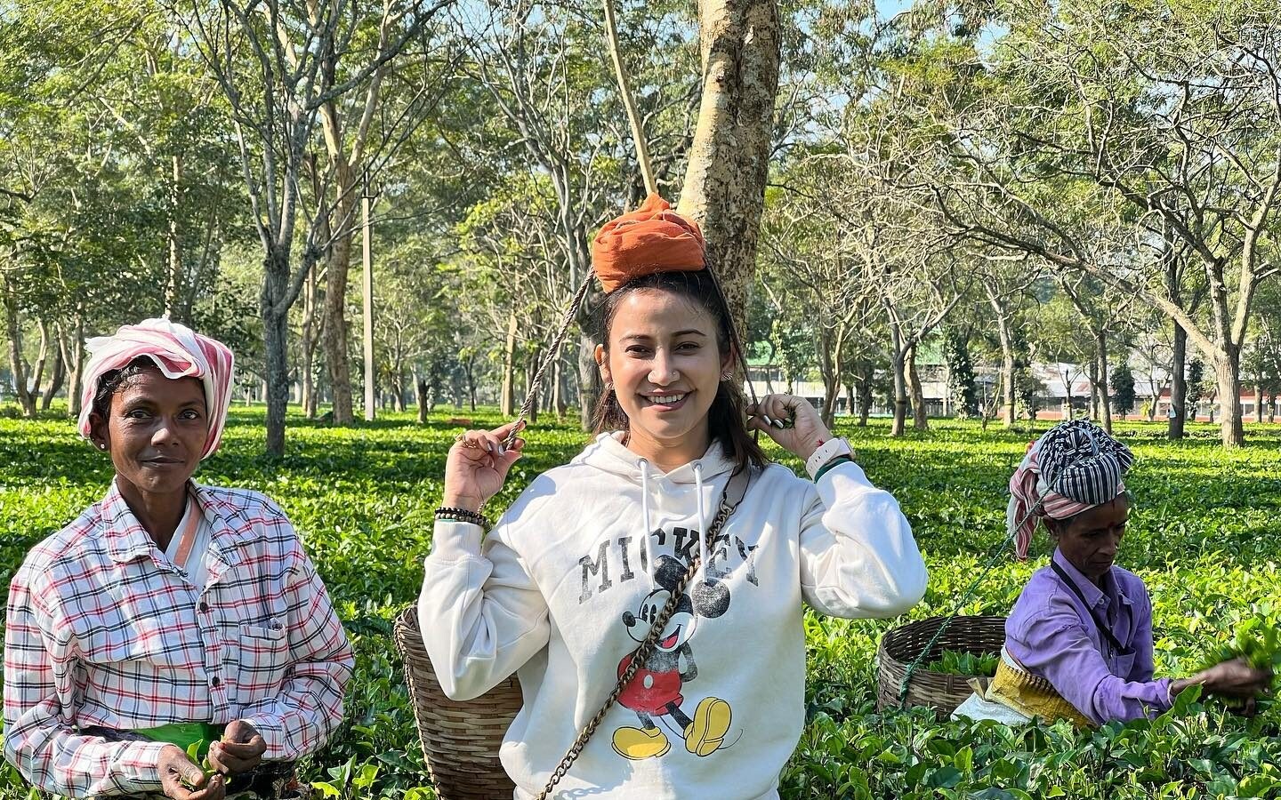 assamese actress barasha rani bishya photo অসম দেশৰ বাগিছাত অভিনেত্ৰী ...