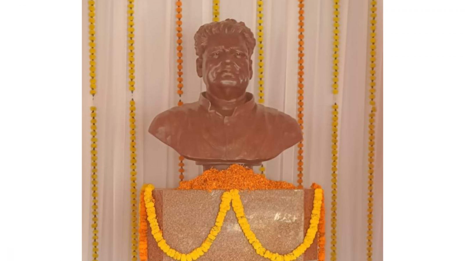 Bust of Central minister late Santosh Mohan Dev uneviled on his 89th ...