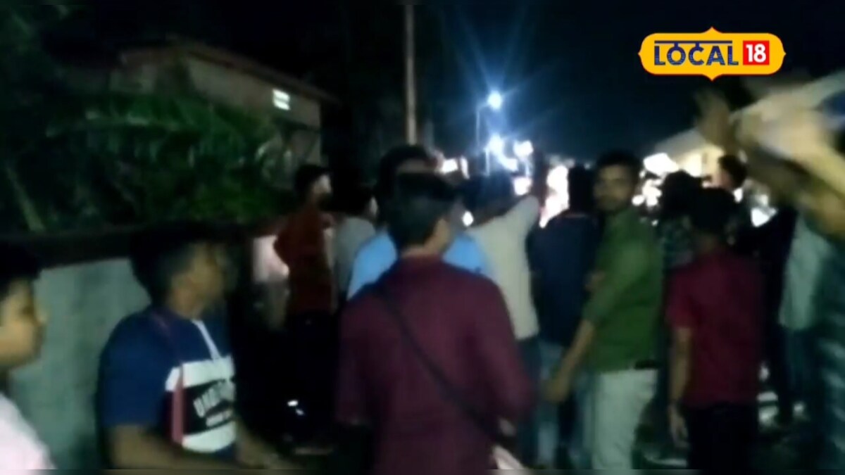 Lt. Vishal Bora from indian army welcomed in Jorhat railway Station ...