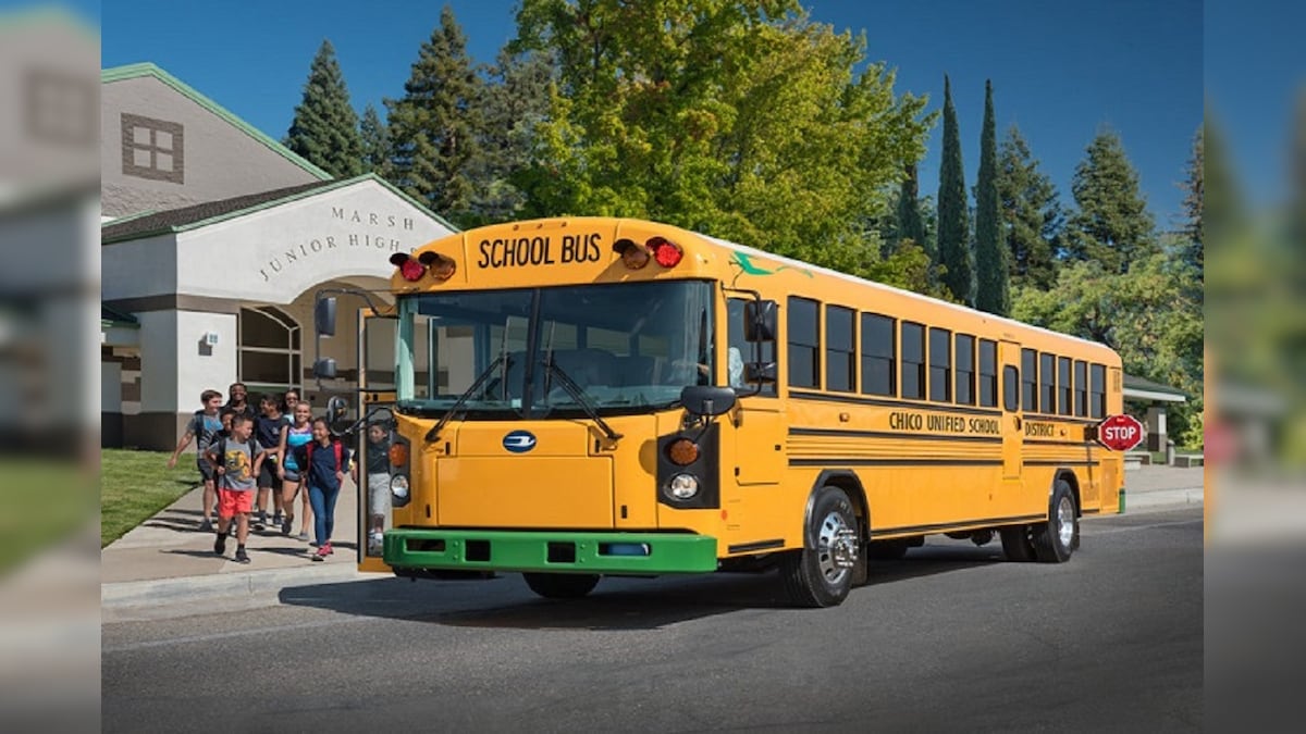 Knowledge Story: স্কুল বাছ আৰু JCBৰ ৰং কিয় হালধীয়া হয় জানেনে? কাৰণ জানিলে আচৰিত হ'ব আপুনিও ...