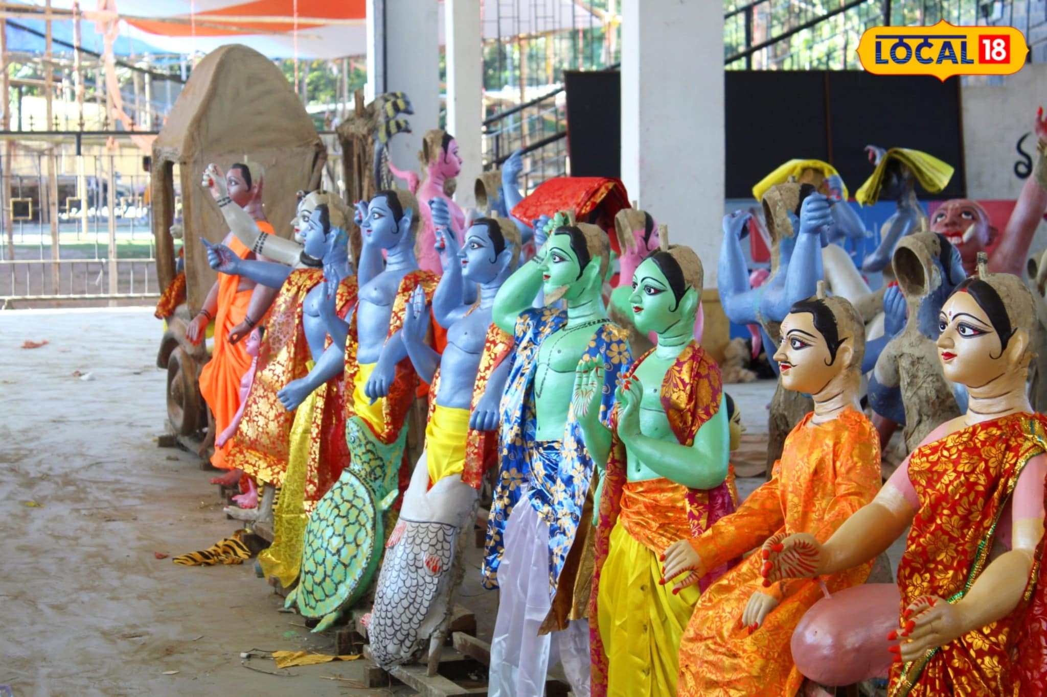 Raas Mahotsav: ৪০০ মৃন্ময় মূৰ্তিৰে ভগৱান কৃষ্ণৰ লীলা, টিহু ৰাস মহোৎসৱত ...
