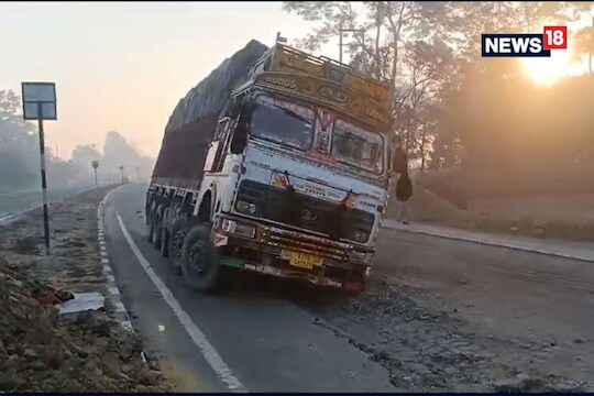 Dergaon : দেৰগাঁও বালিজানৰ বাছ দুৰ্ঘটনাৰ অভিশপ্ত স্থানত পুনৰ দুৰ্ঘটনা ...
