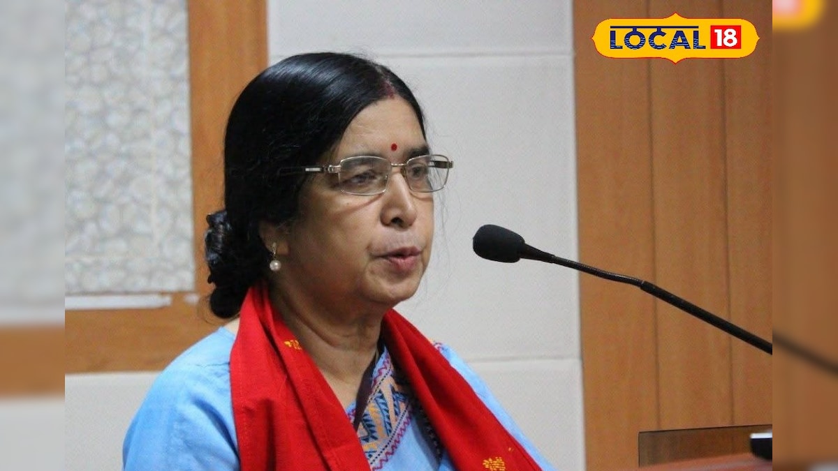 Karabi Deka Hazarika: সাহিত্যিক ড° কৰৱী ডেকা হাজৰিকালৈ অসম সাহিত্য সভাৰ ‘সাহিত্যাচাৰ্য’ সন্মান ...