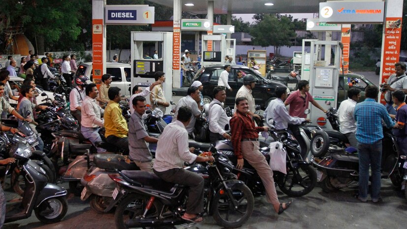 Petrol-Diesel Price: ভাৰতত মাত্ৰ ৪ টকাও নাবাঢ়িল পেট্ৰ’ল-ডিজেলৰ দাম ...