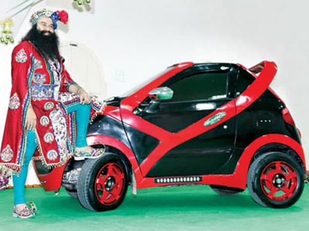 car collection of Baba Ram Rahim, customize car, dera sacha sauda, बाबा ...