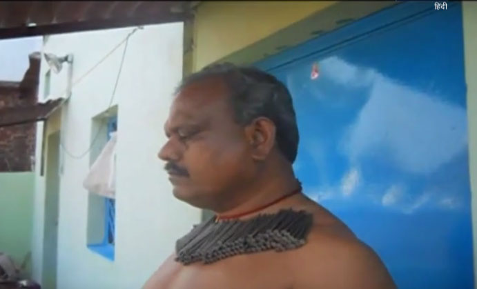 पूरी दुनिया के लिए आश्चर्य बना ये भारतीय शख्स, इसके शरीर को देख दिग्गज ...