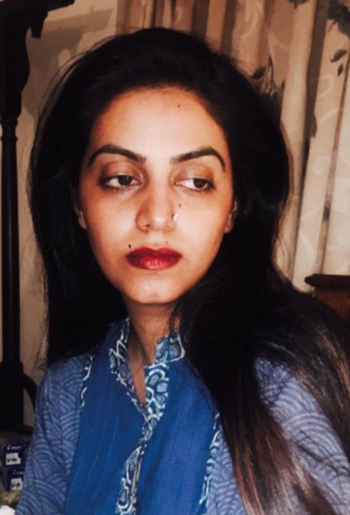 जाट घराने की वारिस है यह दबंग युवती, परिवार का रुतबा हासिल करने चुनावी ...