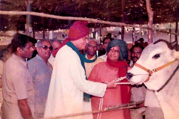 NT Rama Rao Death Anniversary: क्यों एनटी रामा राव रात में पहनने लगे थे ...