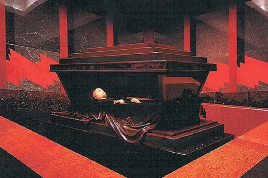 क्यों 97 सालों से रूस में रखा है लेनिन का शव, दफनाया नहीं गया। why ...