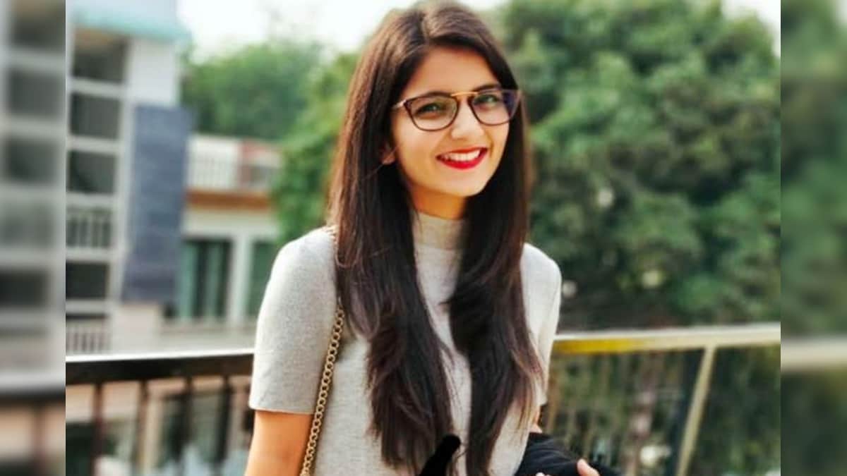 हिमाचल के बिलासपुर की बेटी रश्मि चंदेल बनी सिविल जज, झारखंड में देंगी ...