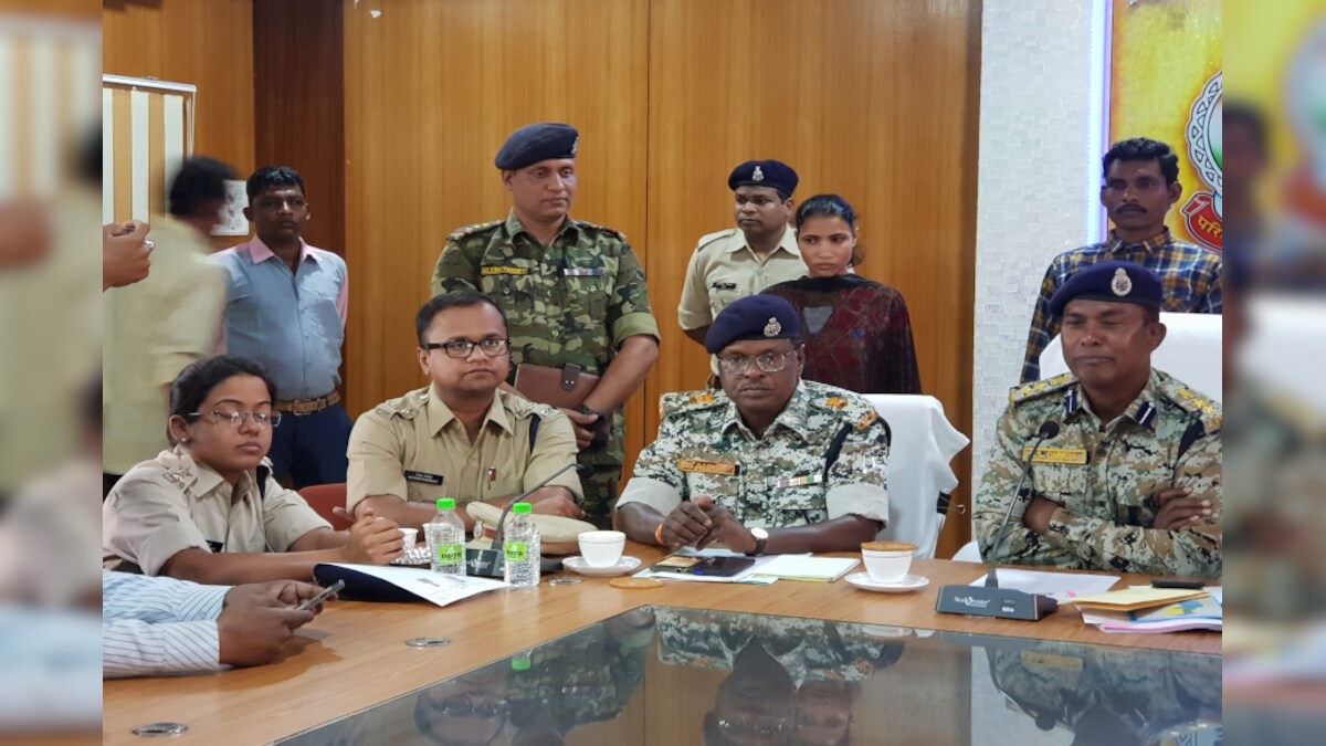 राजनांदगांव में नक्सली दंपति ने किया सरेंडर, दोनों पर था लाखों का इनाम