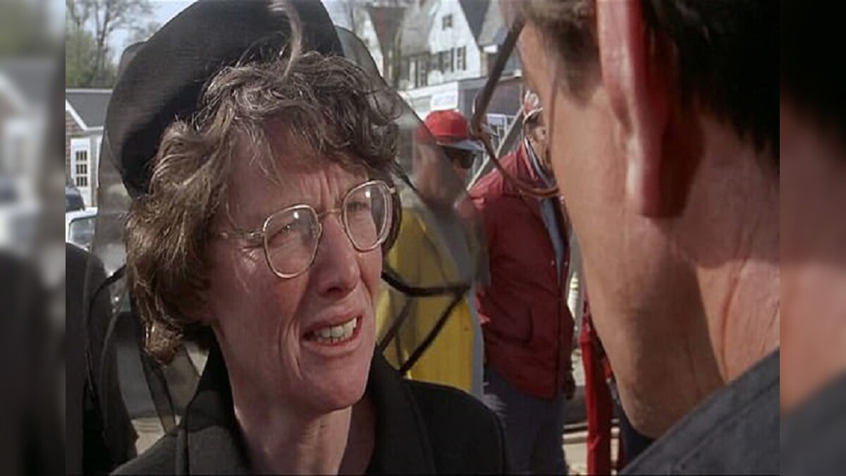 स्टीवन स्पीलबर्ग की ब्लॉकबस्टर फिल्म JAWS की स्टार एक्ट्रेस ली फियेरो ...