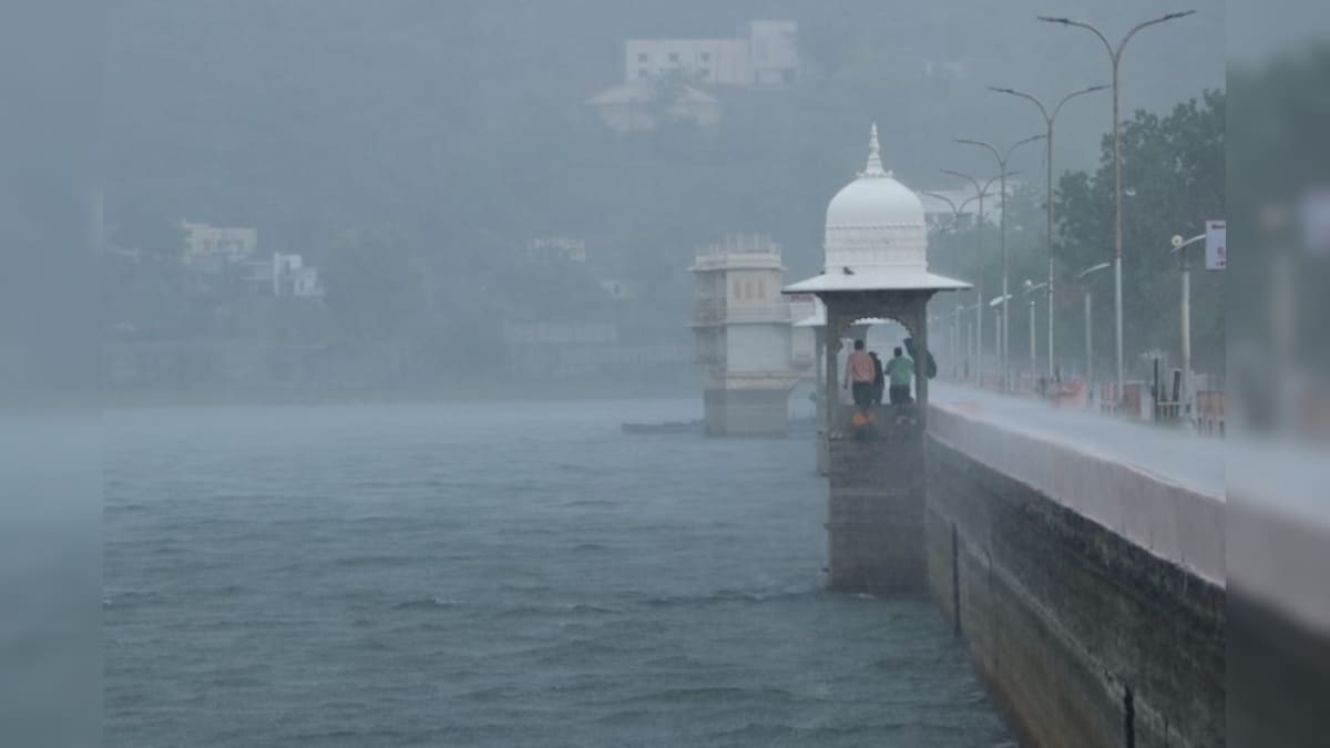 Weather Updates: उदयपुर में मानसून की पहली बारिश, रातभर जमकर बरसे बादल ...