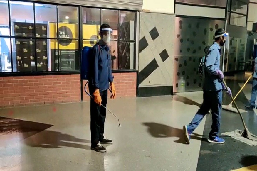 PHOTOS: गुरुग्राम रैपिड मेट्रो ने भरी रफ्तार, मास्क नहीं पहना तो ‘No ...