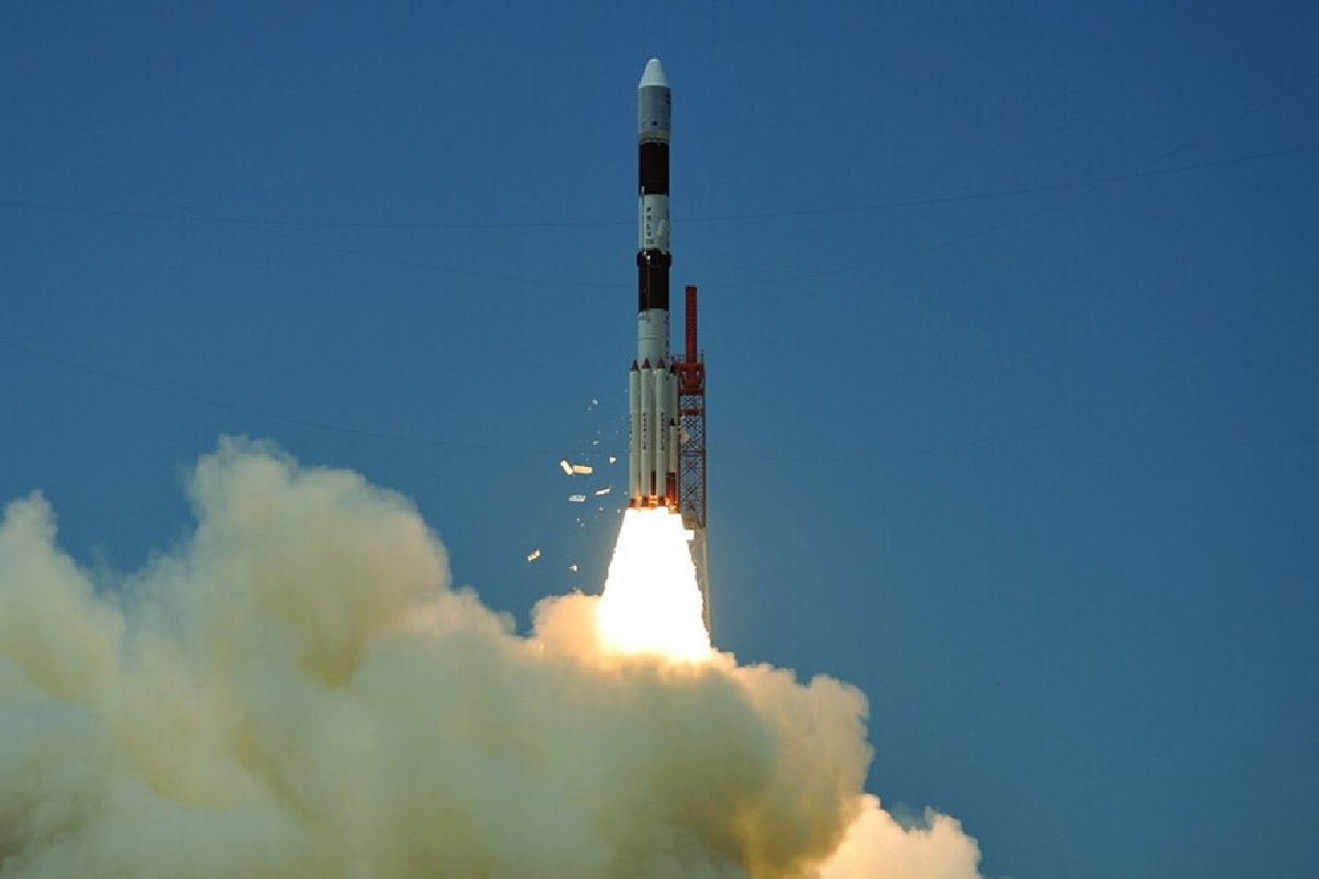 जानिए आने वाले दो सालों में कौन से होंगे इसरो के प्रमुख अभियान | ISRO ...