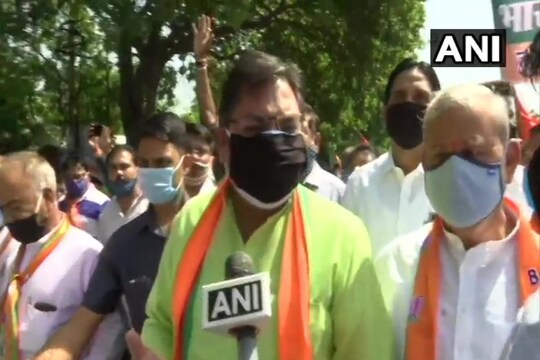 पुजारी हत्याकांड: सतीश पूनिया ने गठित की 3 सदस्यीय जांच कमेटी, साक्ष्य ...