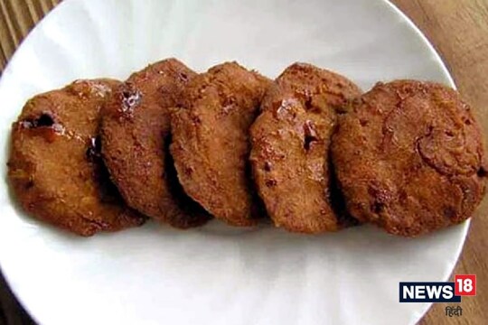 Thekua Recipe: छठ पूजा पर ऐसे बनाएं ठेकुआ प्रसाद, छठी मैया होंगी खुश ...