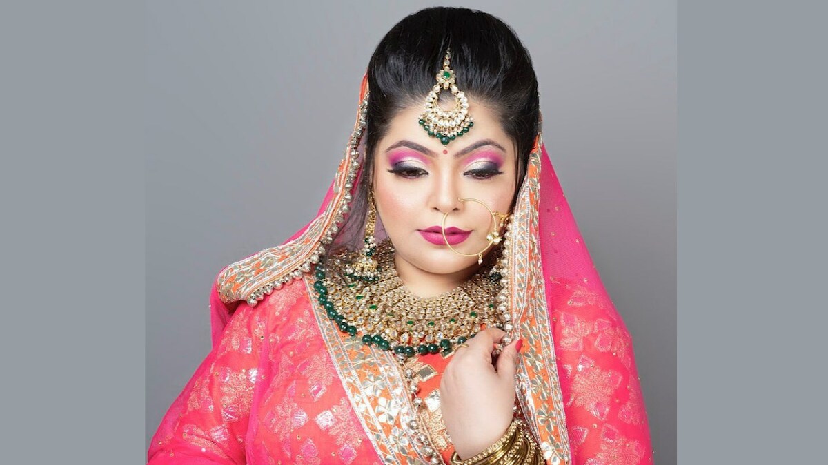 दिव्या भटनागर के निधन के बाद वायरल हो रहीं शादी की Photos, पति पर लगा ...