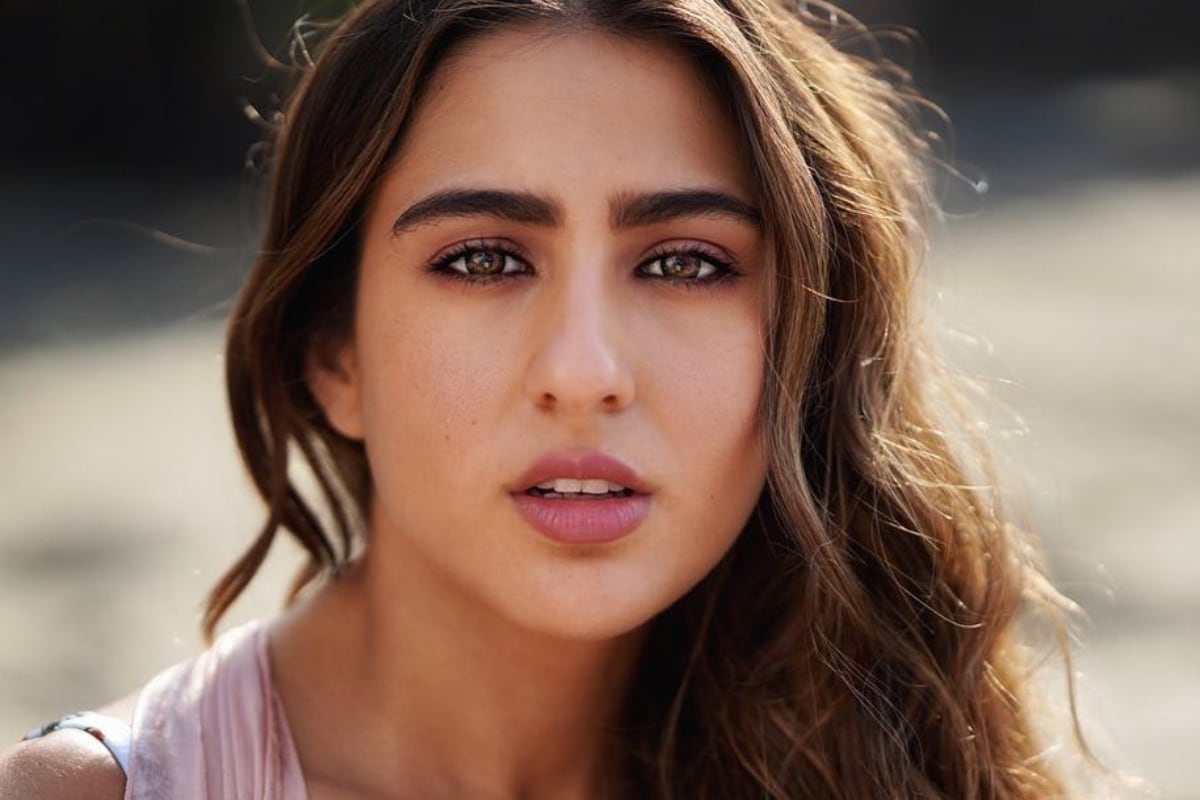 Sara Ali Khan ने मालदीव्स से शेयर की Bold फोटोज, जबरदस्त Looks पर फैंस ...