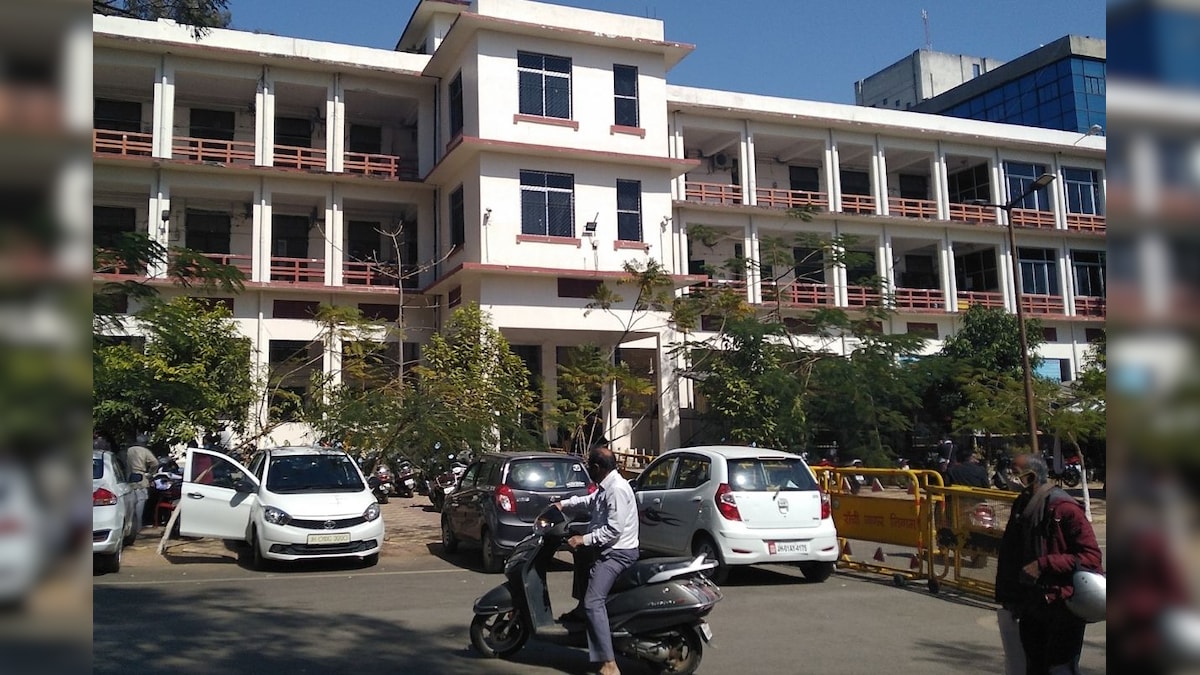 Jharkhand News: रांची में 10 महीने बाद सिविल कोर्ट में लौटी रौनक ...