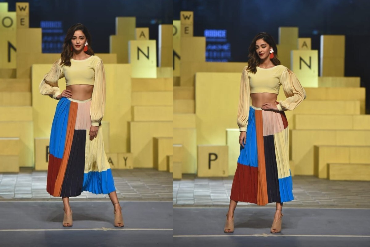 Lakme Fashion Week 2021: शोस्टापर बन अनन्या पांडे ने लूटी महफिल, रैंप ...