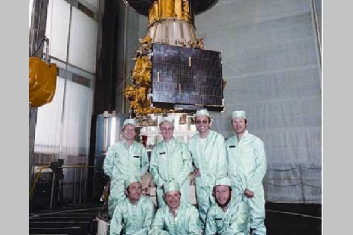 APPLE: ISRO First Indian Geostationary Communication Satellite - News18 ...