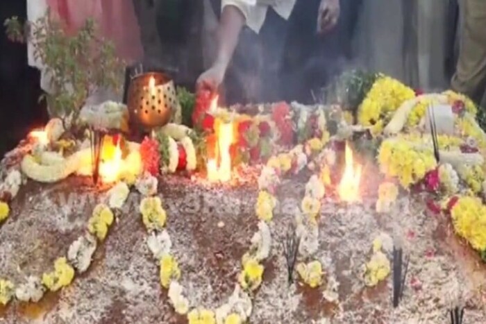 Puneeth Rajkumar Funeral See here Emotional Moments of last rites ...