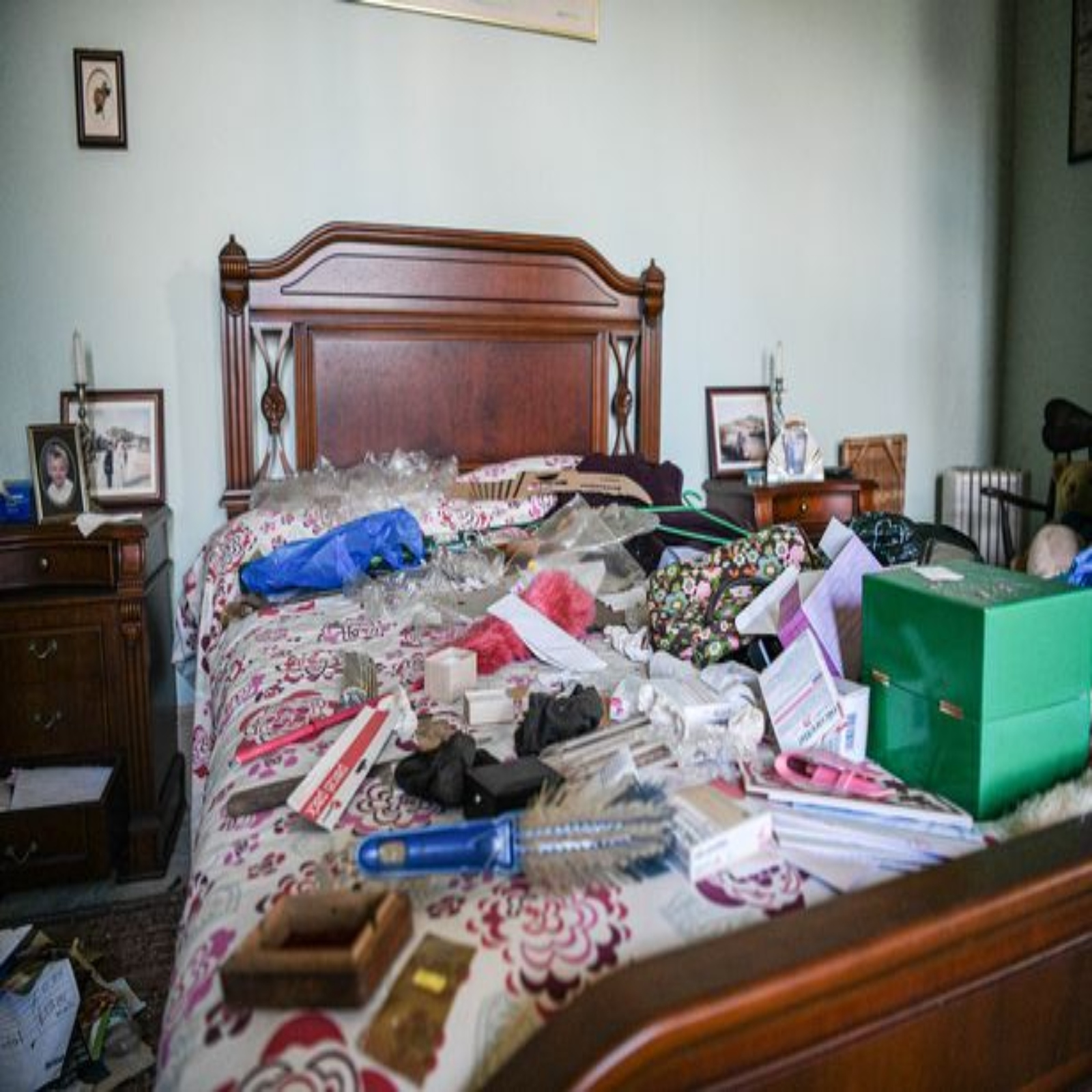 Most dirtiest house on sale with garbage collected from 13 years sankri ...