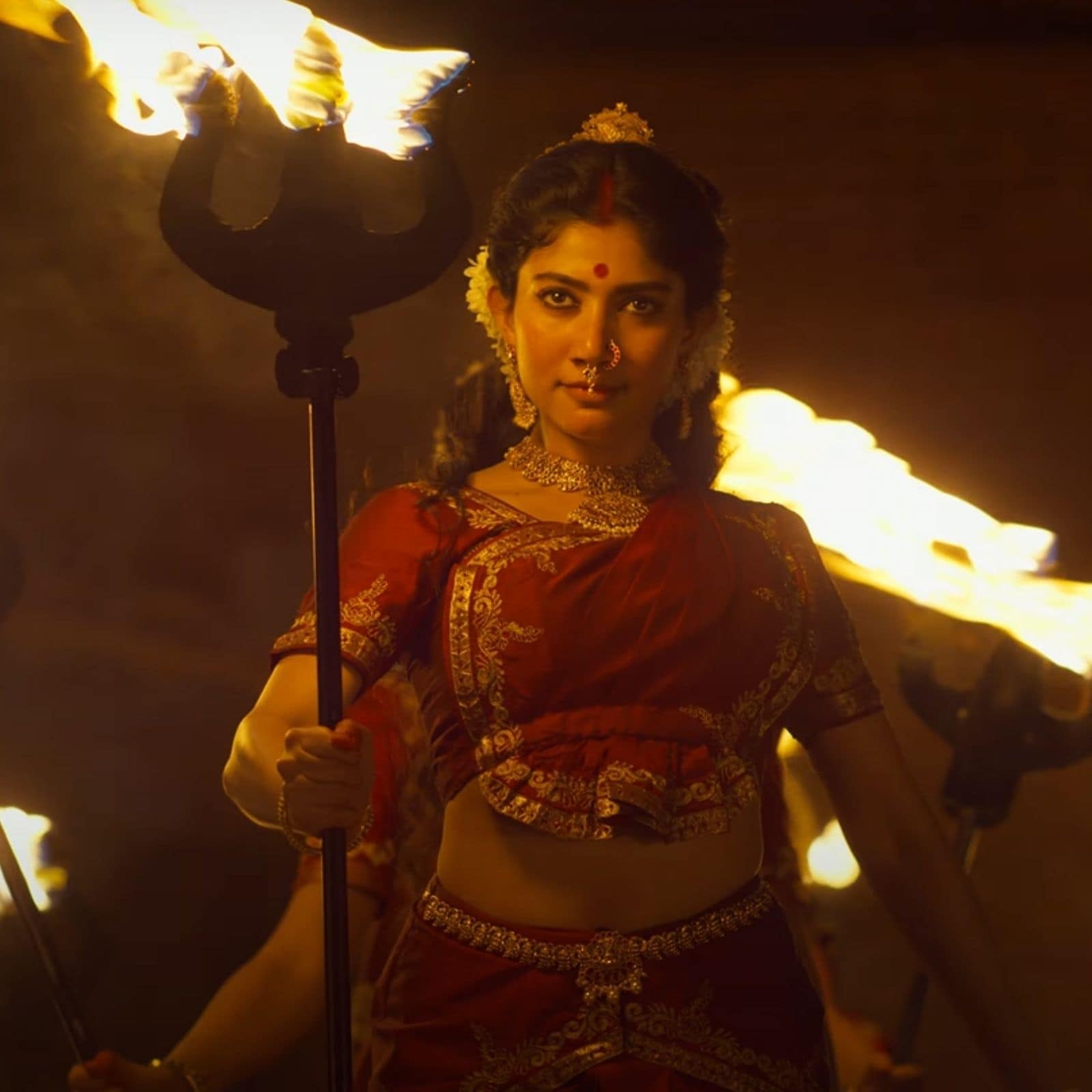 'Shyam Singha Roy' के टीजर में दिखा देवदासियों पर अमीरों का अत्याचार ...