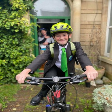 आइंस्टाइन से भी ज्यादा स्मार्ट है 12 साल का बच्चा, IQ में बड़े-बड़ों को ...