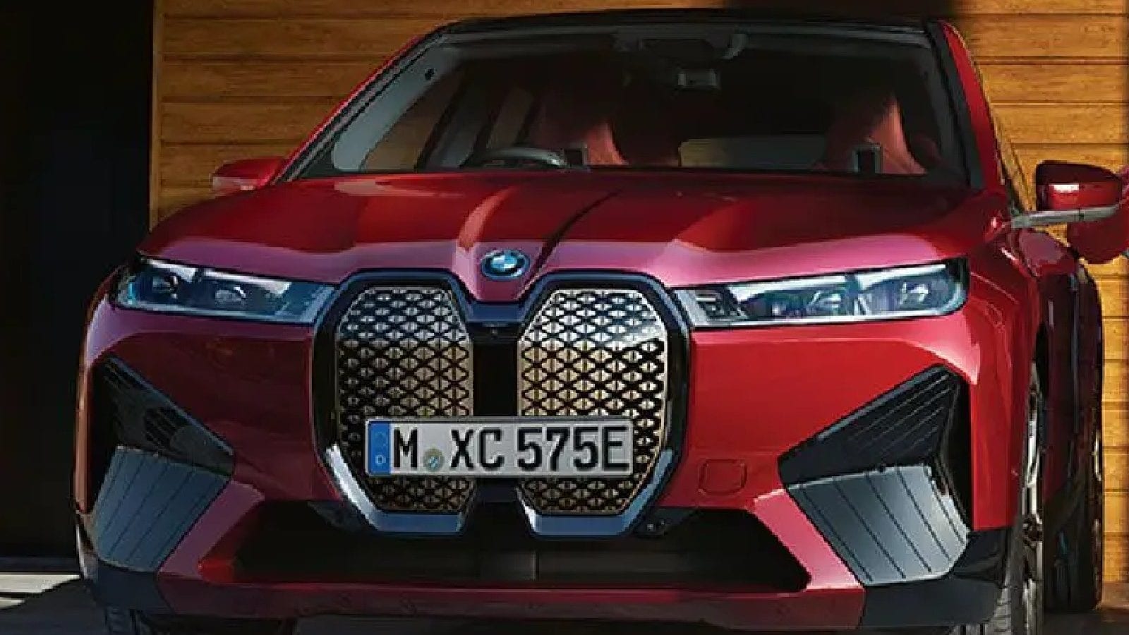 BMW की ये इलेक्ट्रिक SUV भारत में लॉन्च, सिंगल चार्ज में देगी 425 किमी ...