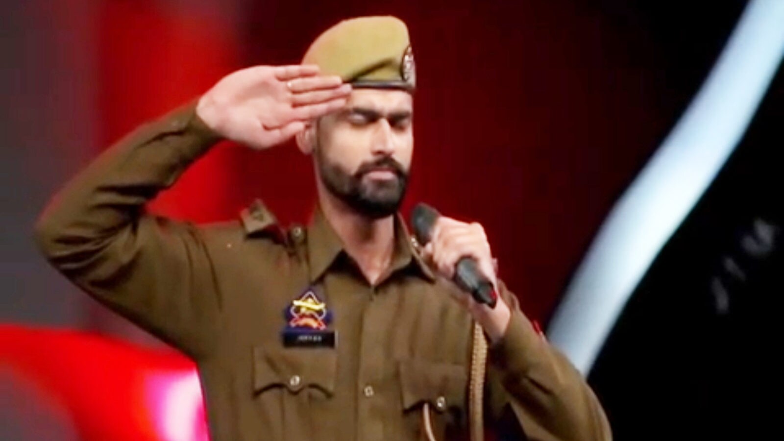 EXCLUSIVE: अपने गानों से युवाओं को प्रेरित करना चाहते हैं 'पुलिस वाले ...