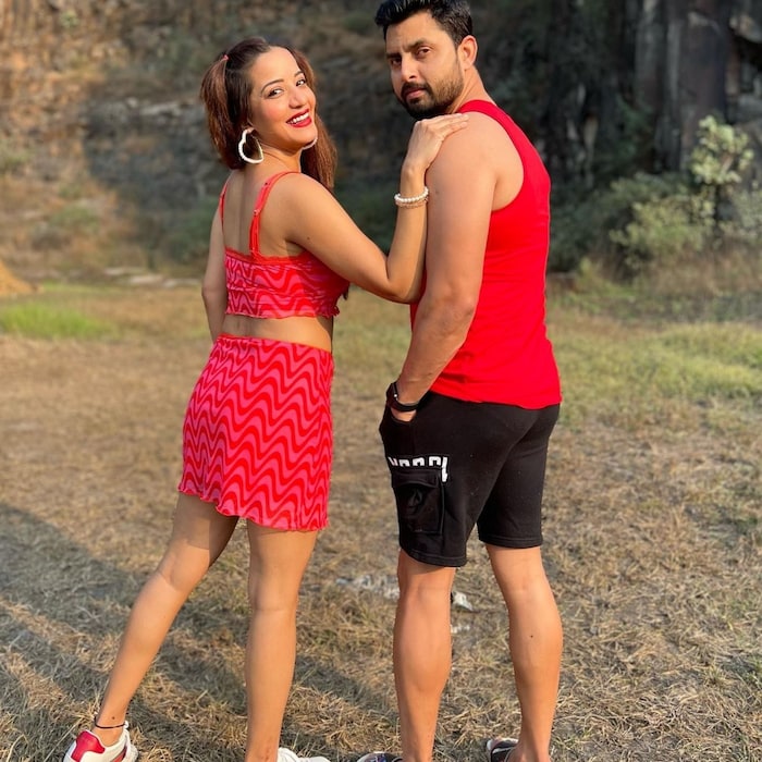 Monalisa Husband Vikrant Singh Rajput Wedding pics goes viral with ...