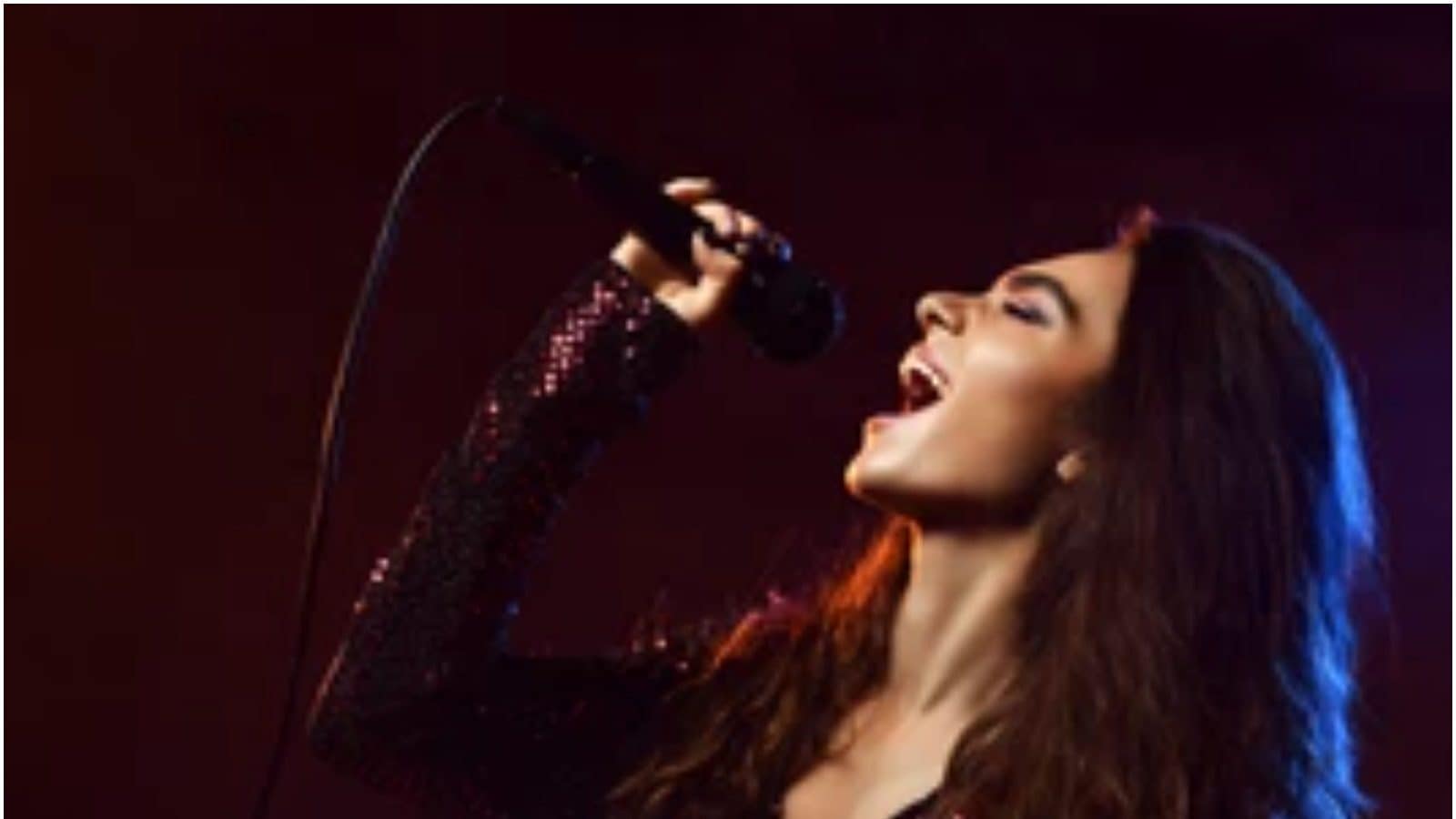 Career Tips: क्या आप सिंगर बनना चाहते हैं? इन कोर्स से निखर जाएगी आवाज ...