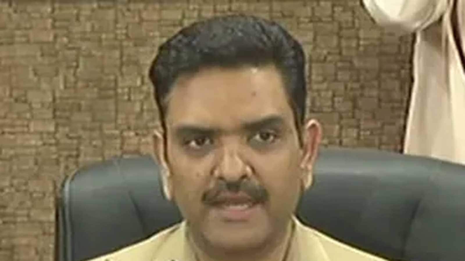 28 साल के शानदार करियर के बाद यूपी के तेज तर्रार IPS असीम अरुण की ...