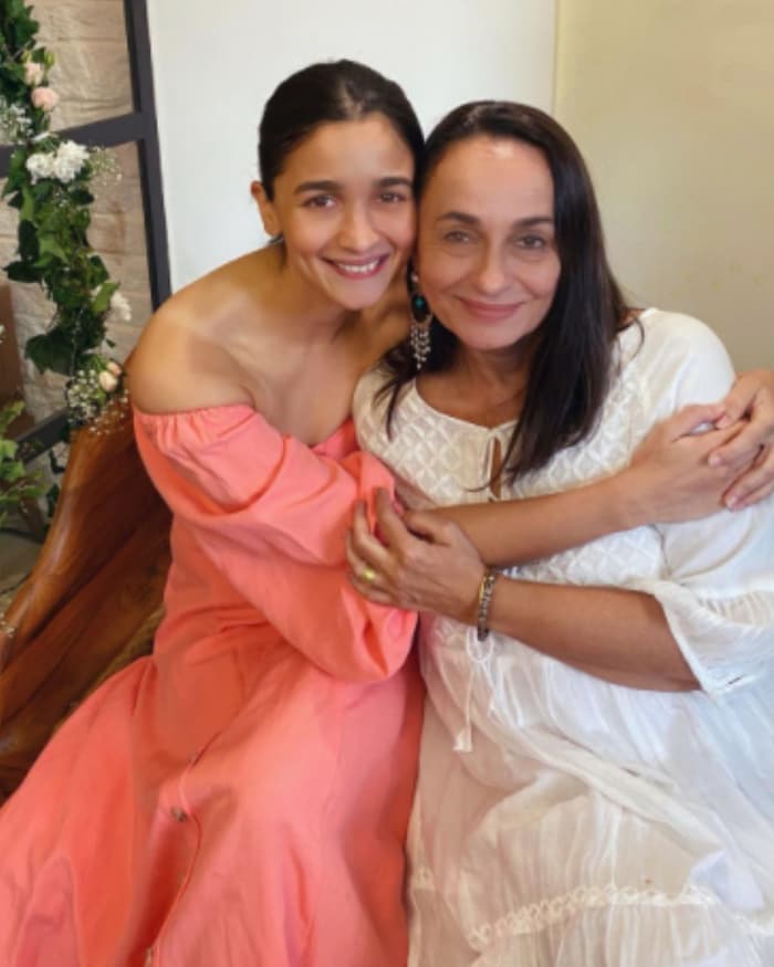 Alia Bhatt Family Tree: आलिया भट्ट के भाई लगते हैं इमरान हाशमी और मोहित ...