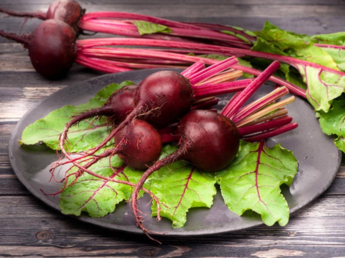 आयरन, विटामिन से भरपूर है विदेश से भारत आया 'चुकंदर', जानें इसकी रोचक ...