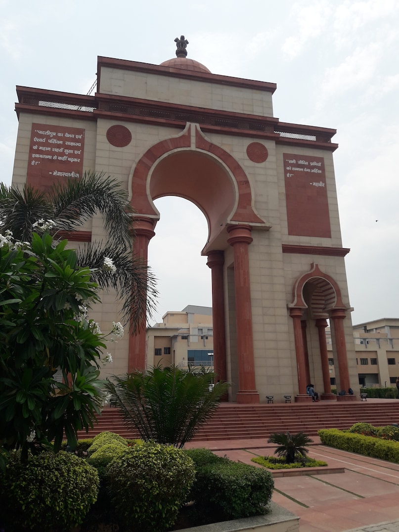 बिहार का सभ्यता द्वार: गेटवे ऑफ इंडिया से 6 फुट ऊंचा, गंगा किनारे करिये ...
