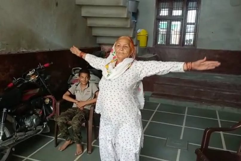 PHOTOS: हरिद्वार में पुल से गंगा नदी में छलांग लगा सोशल मीडिया पर छाई ...