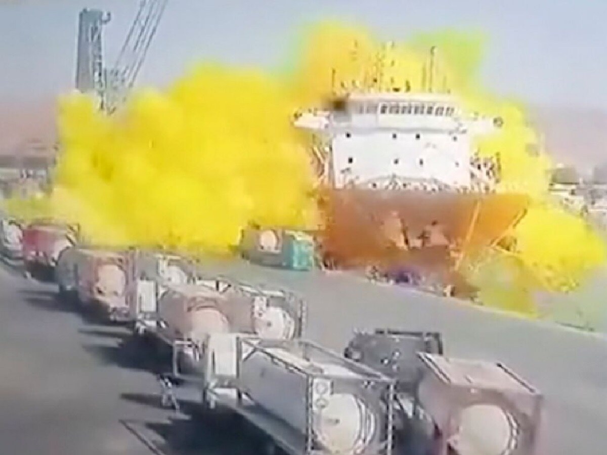 जॉर्डन के पोर्ट पर जहरीली गैस के रिसाव से 12 की मौत, लोगों से घरों में ...