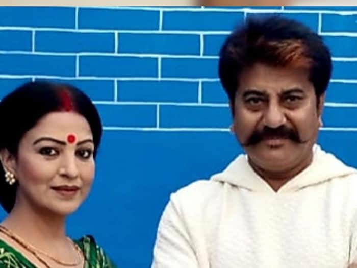 Nilima Singh Anniversary: अक्षरा सिंह की मम्मी-पापा की शादी को हुए 33 ...