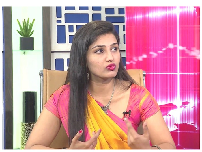 Success Story: IAS बनने के लिए छोड़ी डॉक्टरी, रेनू राज ने ऐसे हासिल की ...