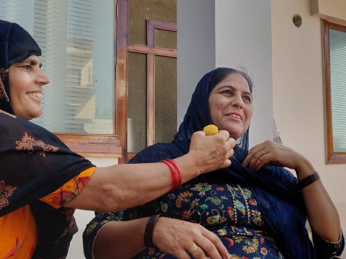 वर्ल्ड चैम्पियनशिप में नीरज चोपड़ा की जीत से घर में खुशियां, मां ने ...
