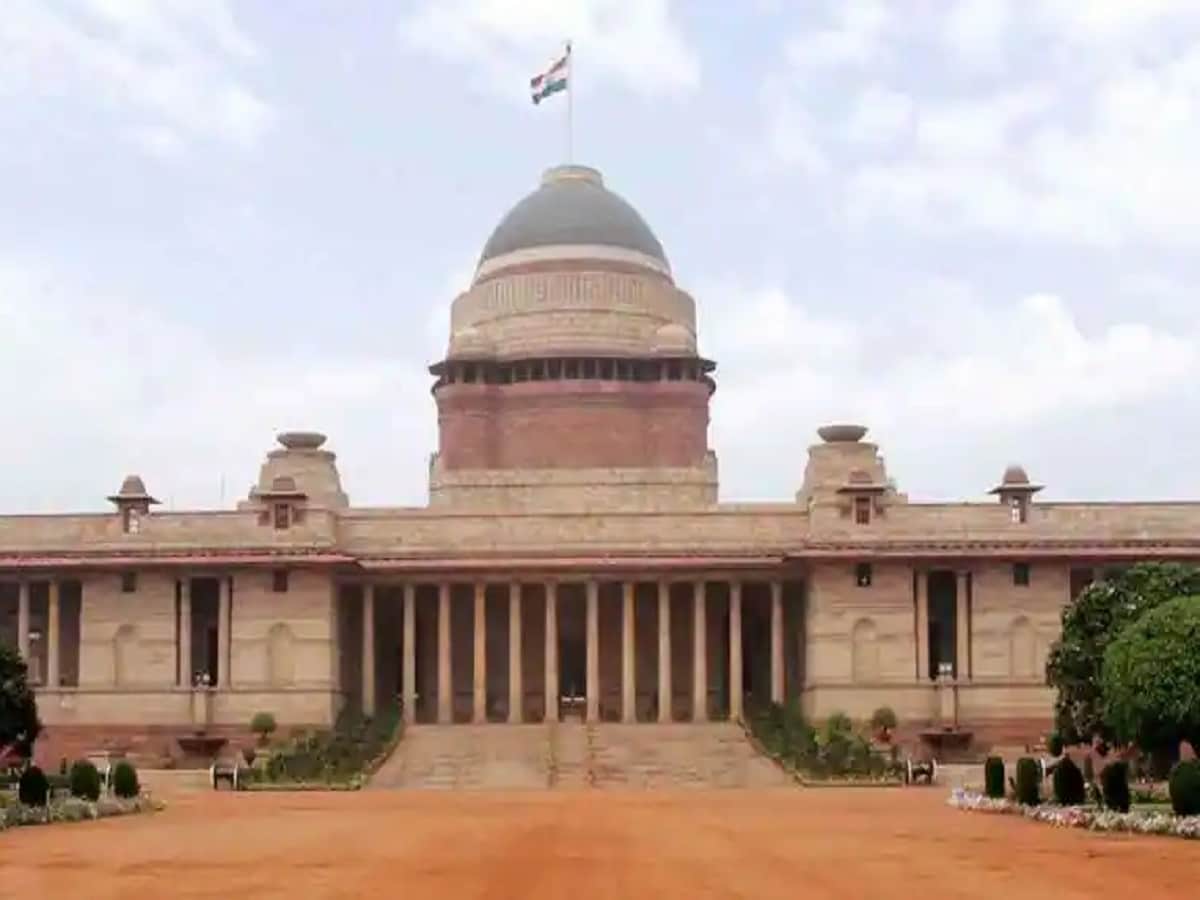 PHOTOS: 5 लाख वेतन, 340 कमरों का शाही आवास, भारत के राष्ट्रपति को मिलती ...