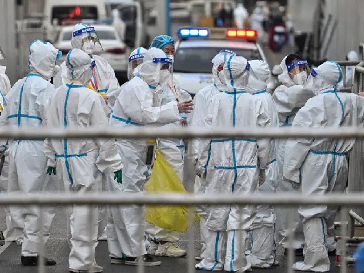 चीन में कोरोना टेस्टिंग के लिए लंबी लाइन, क्या फिर लगेगा लॉकडाउन ...