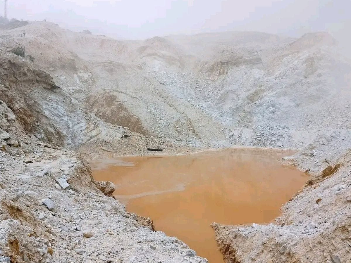 कमजोर हिमालय में बढ़ती खड़िया खदानें; पैतृक भूमि बचाने के लिए संघर्ष ...