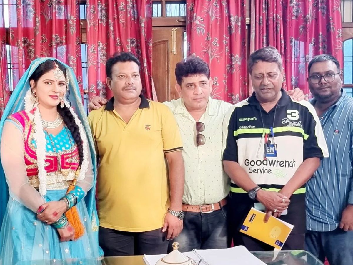 Photos: अरविंद अकेला कल्लू की ऑनस्क्रीन दुल्हन का मुजरा लुक वायरल, समर ...